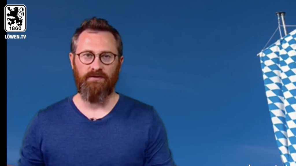 Kult-Reporter Robby Hunke liest den Löwen eine Gute-Nacht-Geschichte