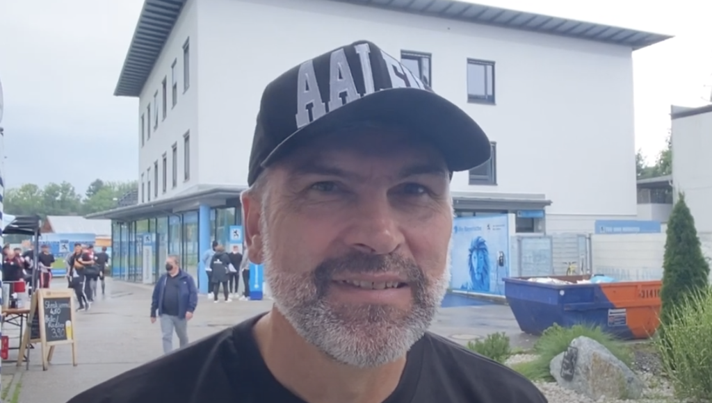 Uwe Wolf im Youtube-Video: "Ich wünsche den Löwen von ganzem Herzen den ...