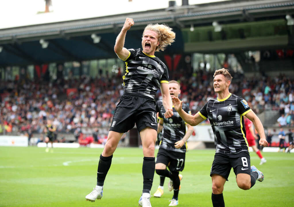 Der Löwen-Tag: Heute um 11 Uhr öffentliches Training an der Grünwalder 114