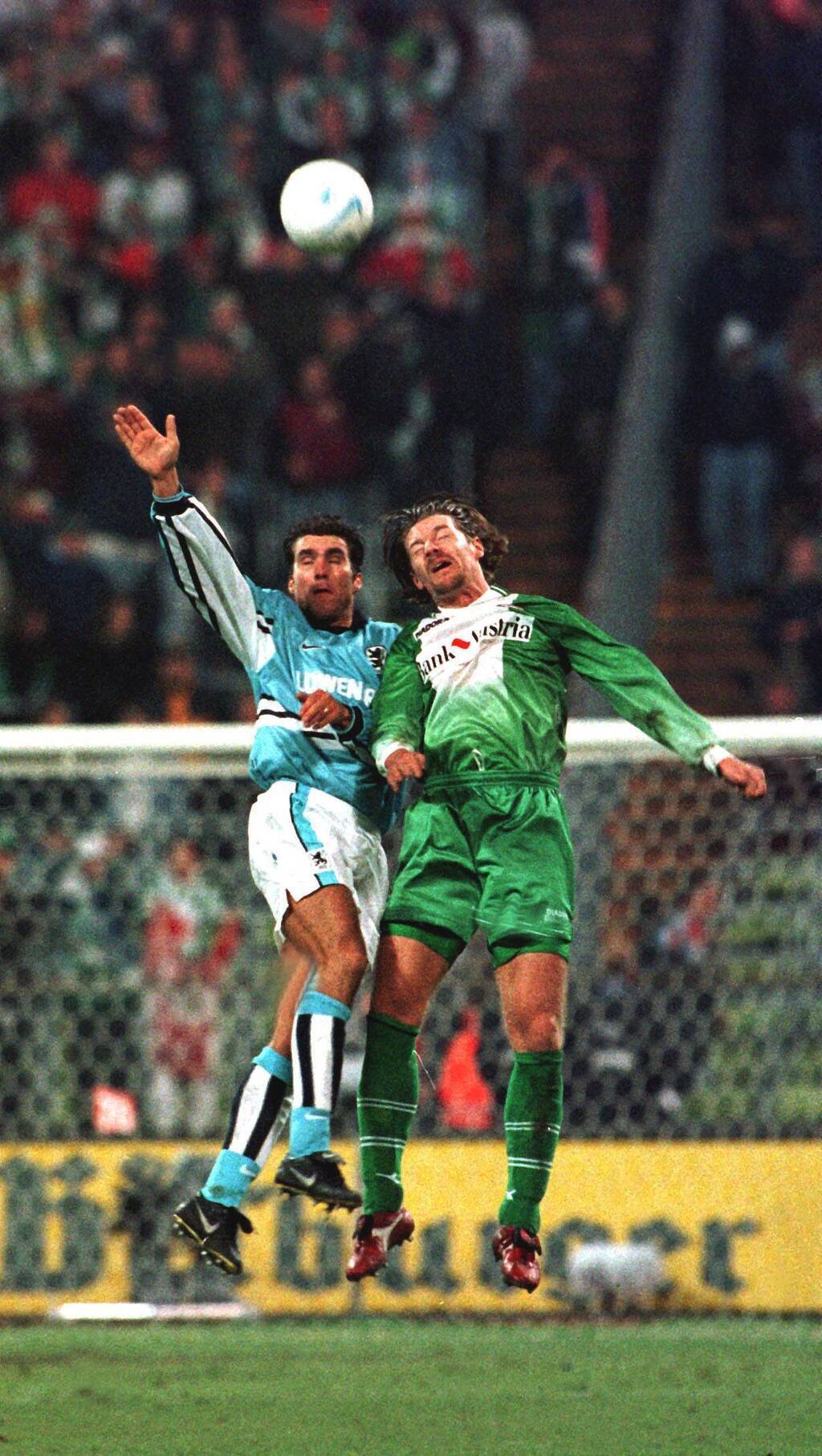 Heute vor 25 Jahren: 1860 gewinnt 2:1 gegen Rapid Wien und scheidet aus ...