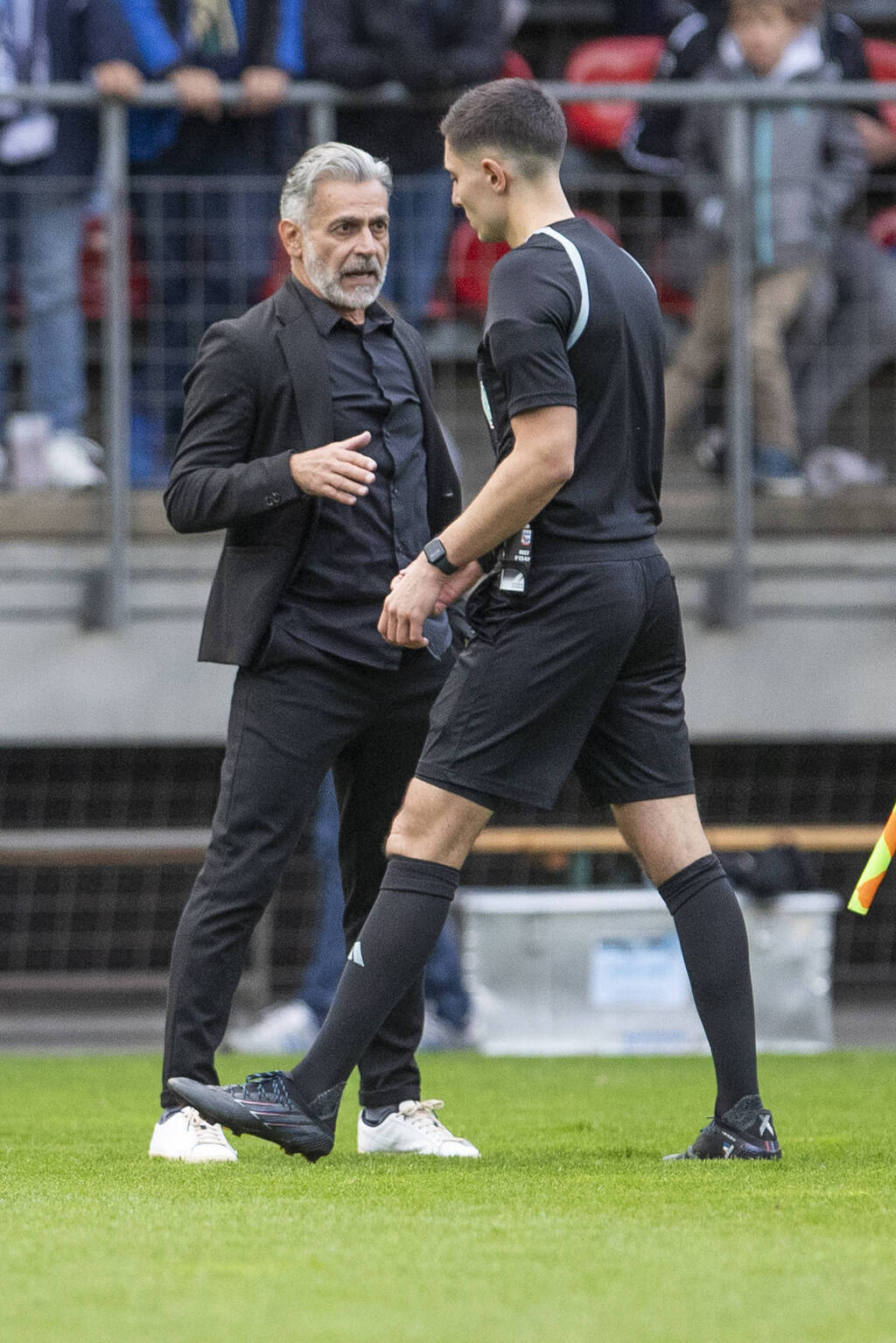 Jacobacci wird vom DFB-Sportgericht für ein Spiel gesperrt: "Ich ...