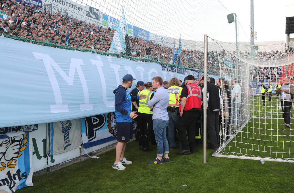 Banner-Posse & Pyro in Haching: DFB verdonnert 1860 zu 18.100 Euro Strafe