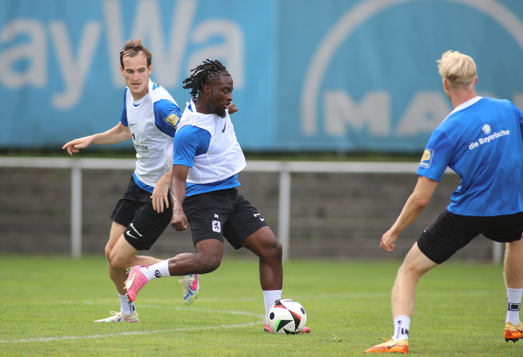 Muteba steigt ein, Härtetest gegen Nürnberg ausverkauft