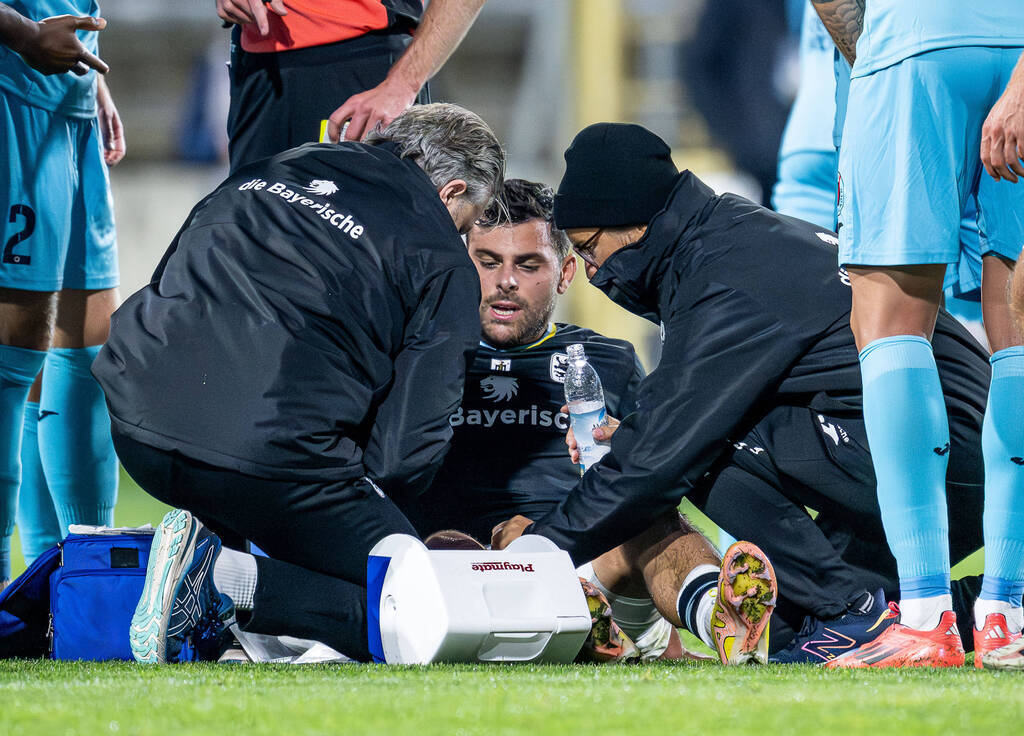 Tiefe Fleischwunde noch im Grünwalder genäht: Ein Spiel Pause für Volland!