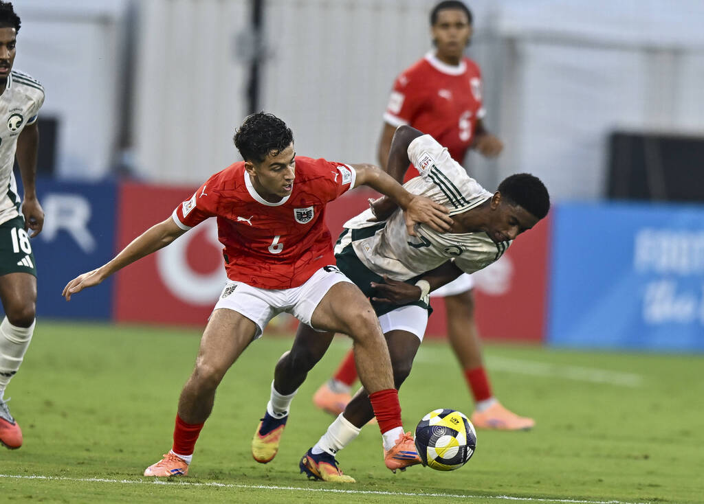 Löwen-Talent Loris Husic startet bei der WM in Katar mit Sieg